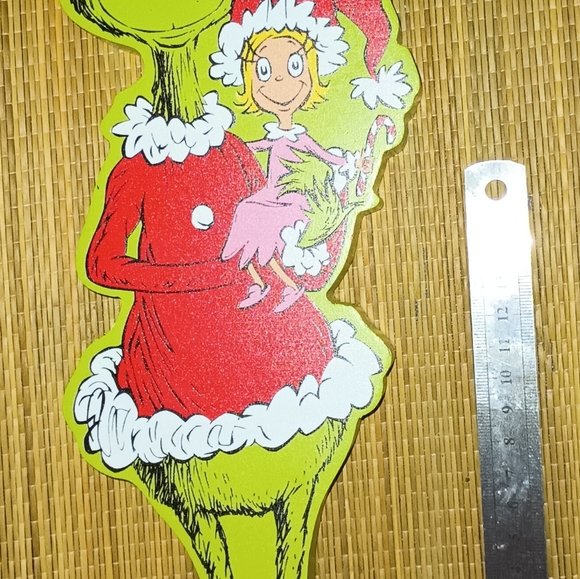 The Grinch | Holiday | Wood Grinch Holding Cindy Lou Decoration | Poshmark